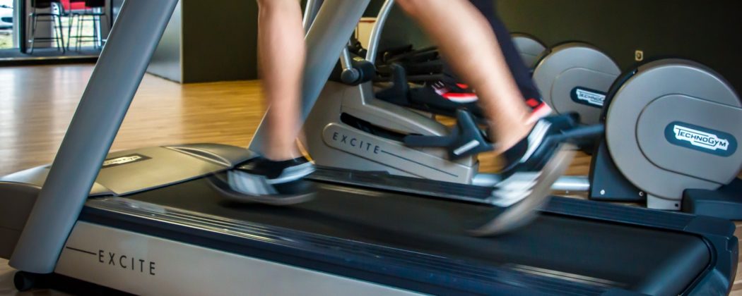 5 Manfaat Olahraga Treadmill Setiap Hari - Blog ruparupa