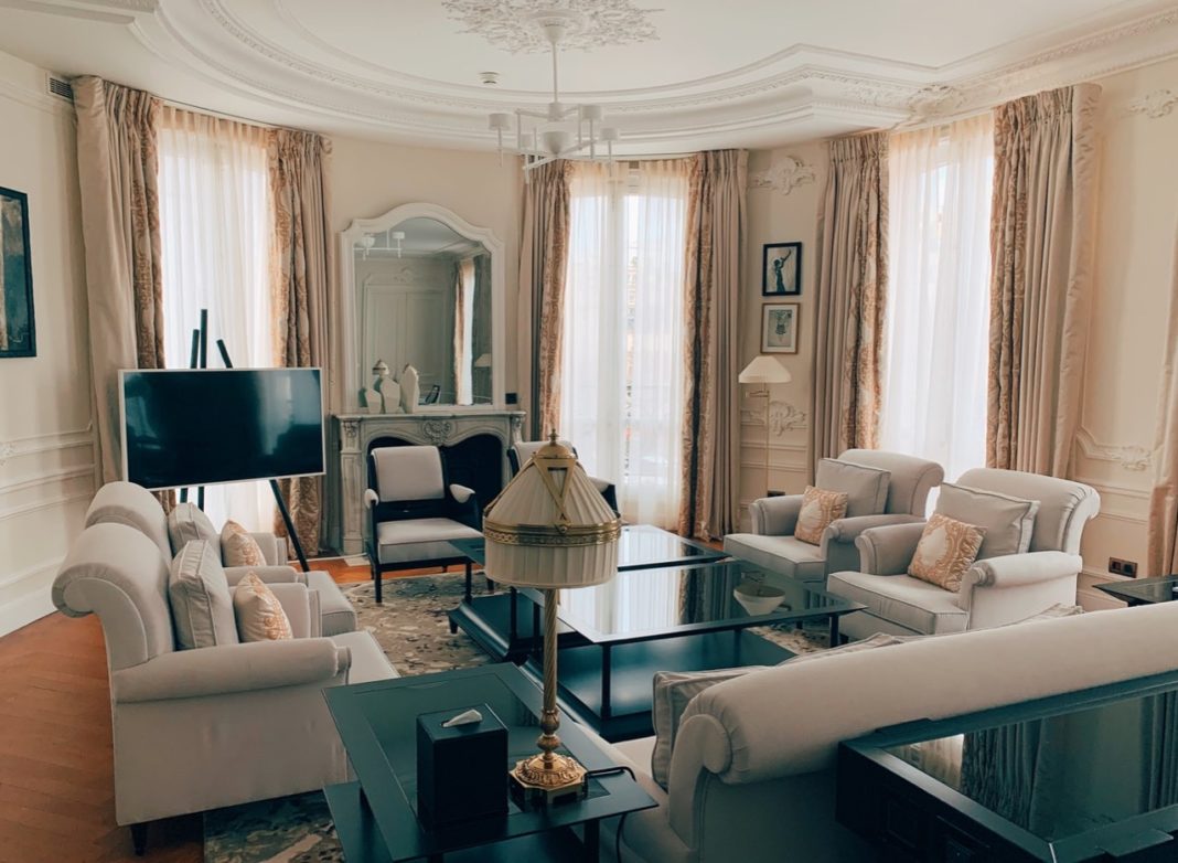 8 Trend Warna Cat Rumah Mewah dan Populer 2021 - Blog ruparupa