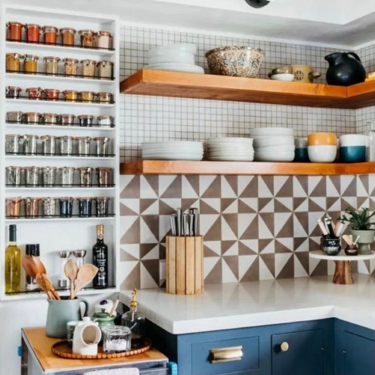 8 Desain Rak Bumbu Dapur Cantik pada Kitchen Set - Blog ruparupa