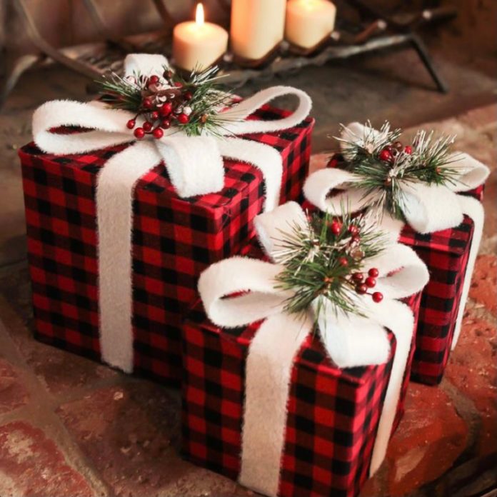 10 Ide Bungkus Kado Natal yang Unik dan Mengesankan - Blog ruparupa