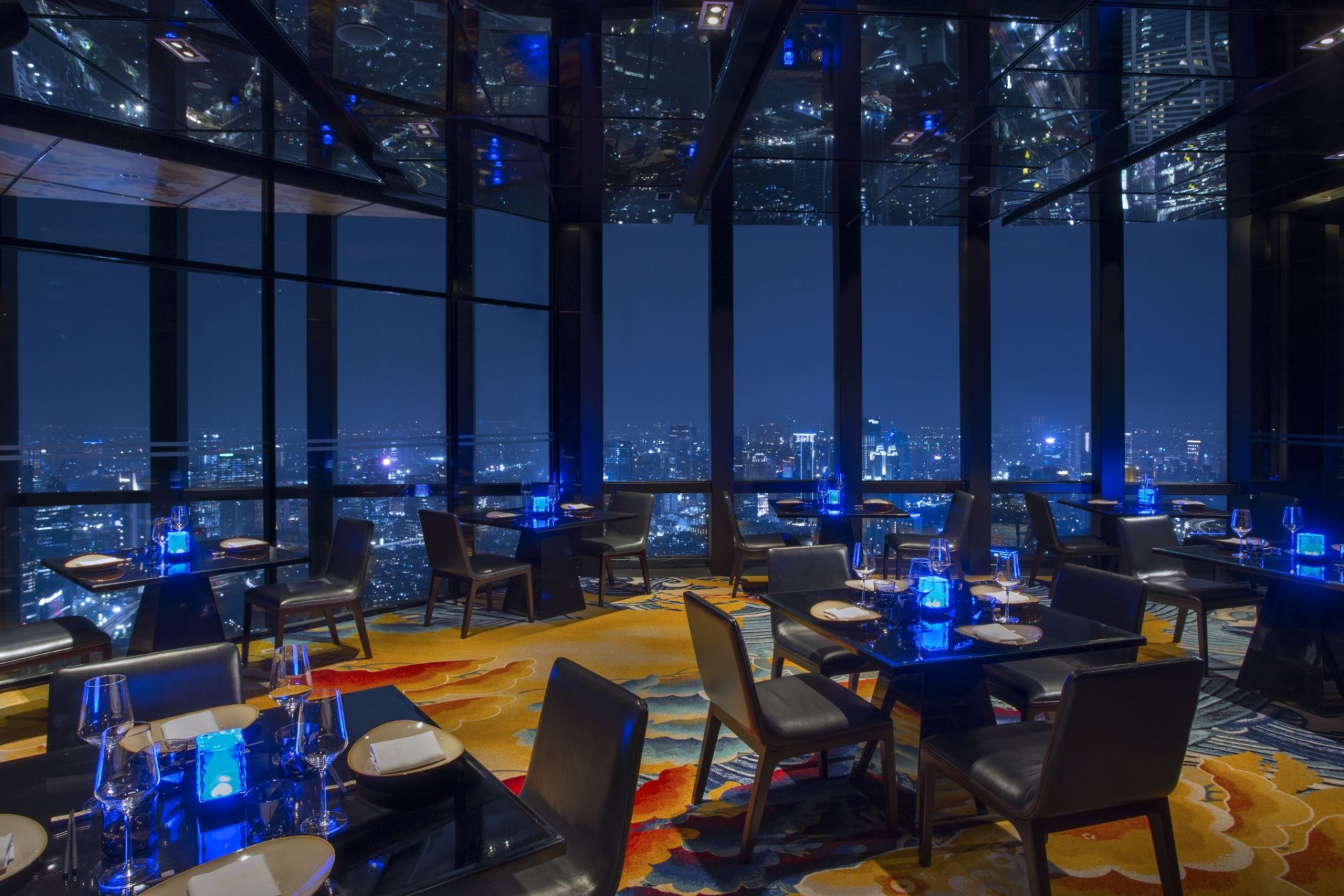 6 Restoran dan Cafe Rooftop Di Jakarta yang Romantis - Blog ruparupa