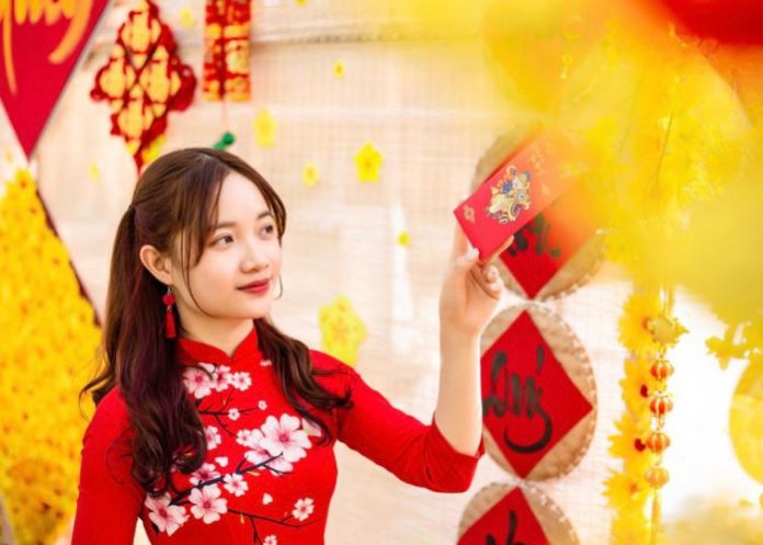 Sejarah Hari Raya Imlek dan Makna yang Melekat - Blog ruparupa