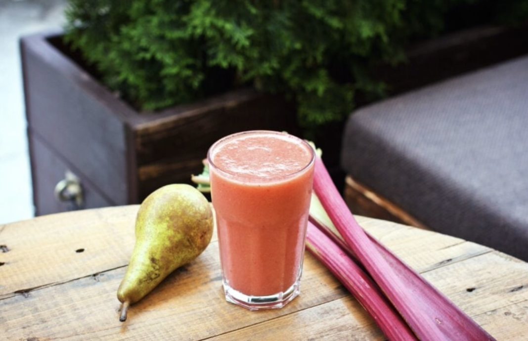 7 Jus Buah dan Sayur Sehat Untuk Lawan COVID-19 - Blog ruparupa