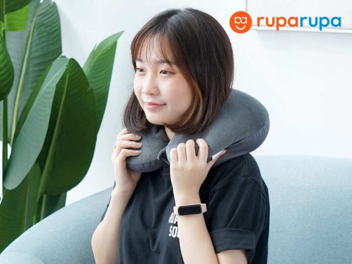 8 Rekomendasi Bantal Leher Terbaik dan Tips Memilihnya - Blog ruparupa