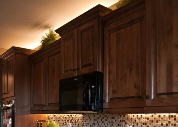 5 Tempat Terbaik Memasang Lampu LED Strip di Rumah - Blog ruparupa