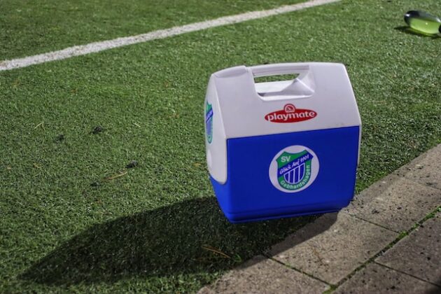 7 Rekomendasi Cooler Box Buat Dibawa Bepergian - Blog ruparupa